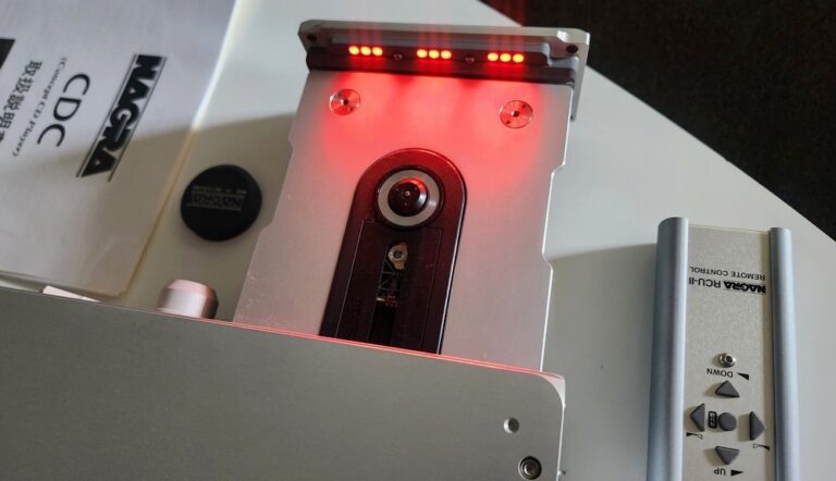 NAGRA CDC 中古CDプレーヤー！ナグラの魅力はデザインだけじゃない