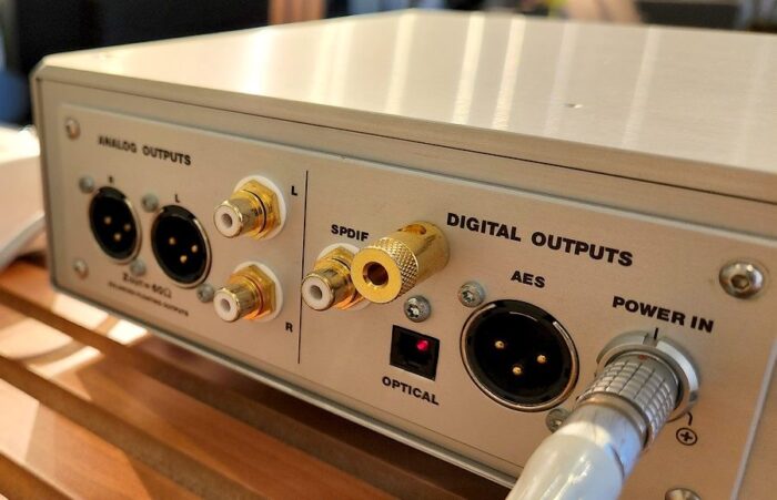 中古CDプレイヤー SACDプレイヤー CDトランスポート D/Aコンバーター