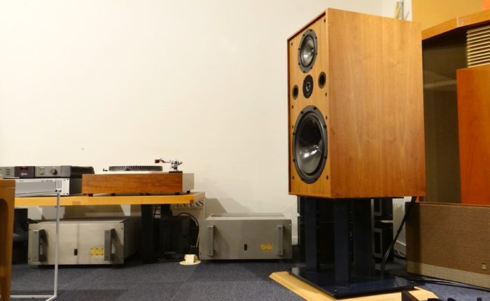 Spendor SP100 Classic Series