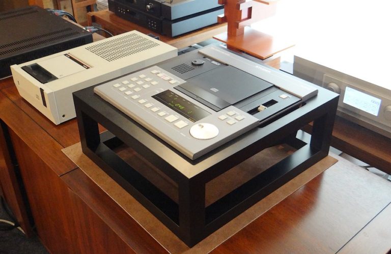 STUDER CDプレーヤー A730A730・D730・D730Mk2 Parallel Stand
